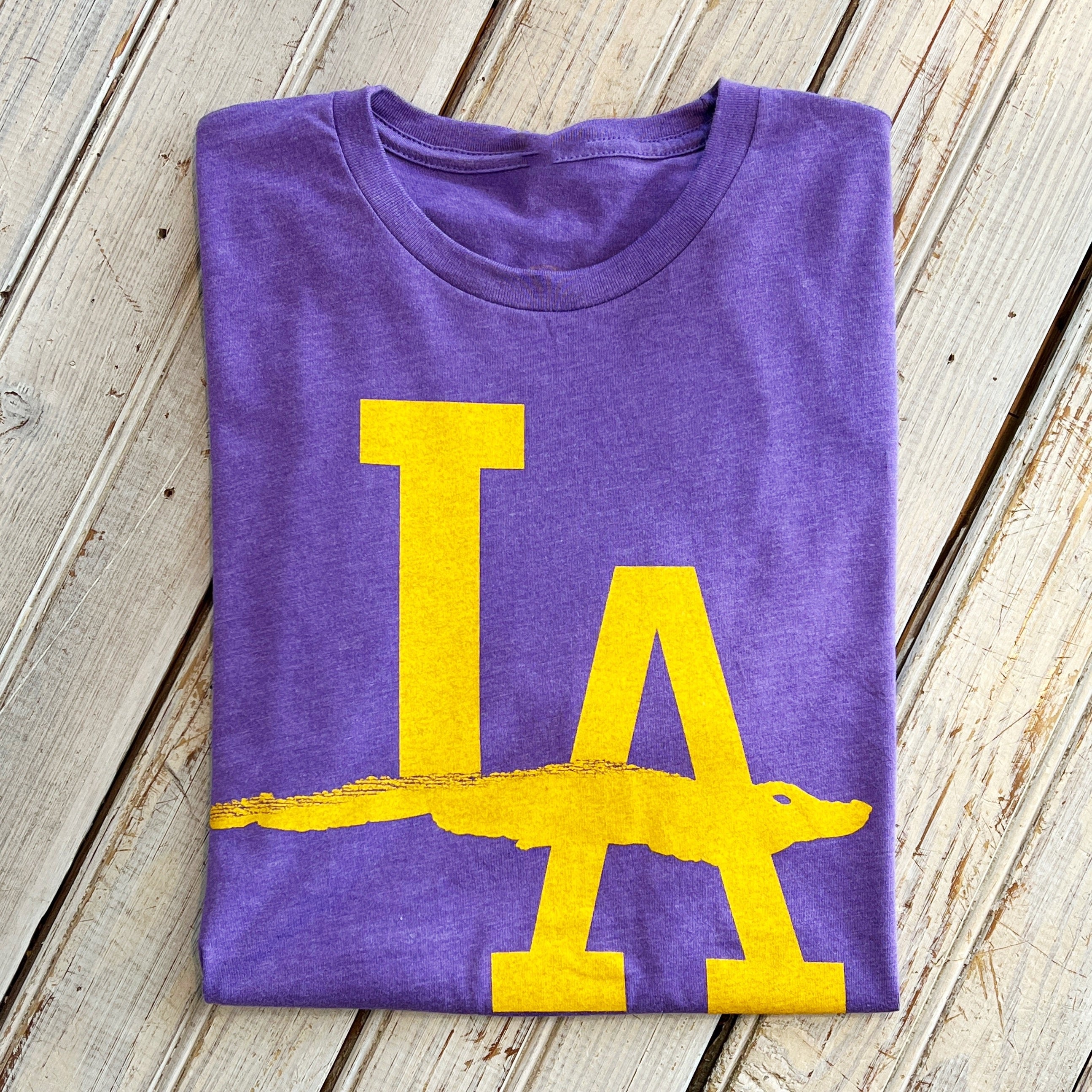 LA Gator Tee- tri purple/gold – Nola Mercantile (formerly Nolaverse)